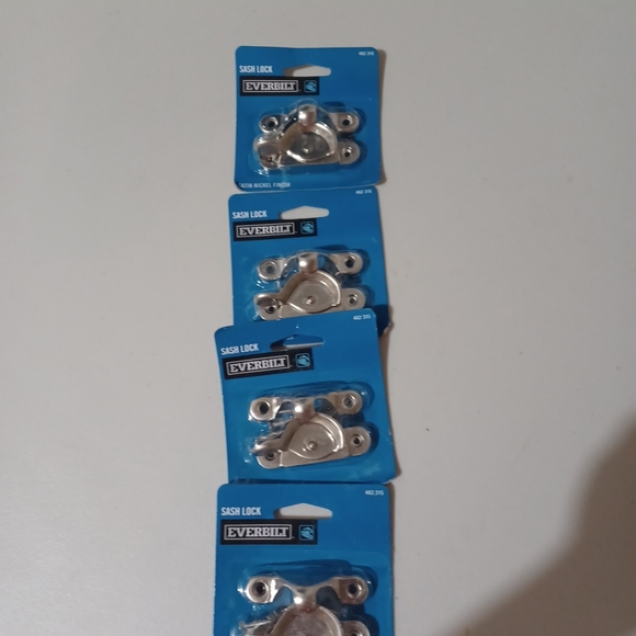 everbilt | Other | Sash Lock Everbilt Satin Nickel Finish 48235 4 Locks ...